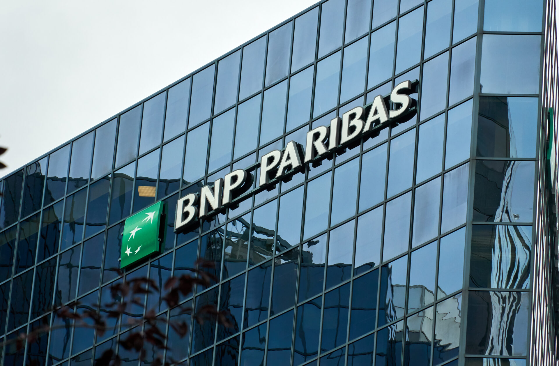 BNP Paribas Cardif unterzeichnet Aktienkaufvertrag für AXA Investment ...